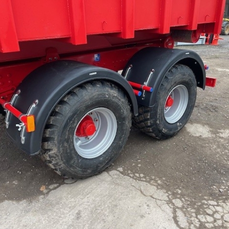 BIGAB B12 Hooklift Trailer - Chippenham Farm Sales